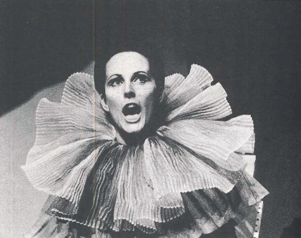 Productions : Stages of Half Moon